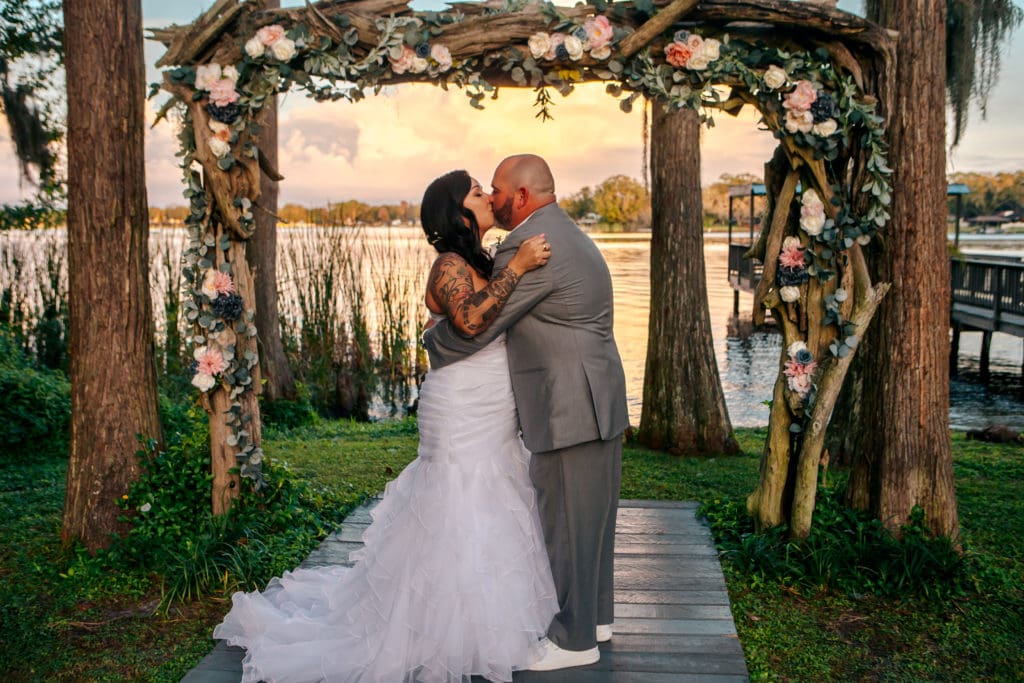 Hancock Wedding at Knotted Roots on the Lake